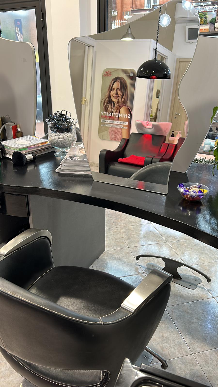 CDJ Spanicciati Sisters salone di acconciatura Roma