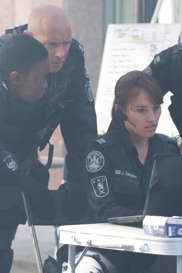 Flashpoint T5 Ep12: Keep the Peace (Part 1) - O Teu AMC